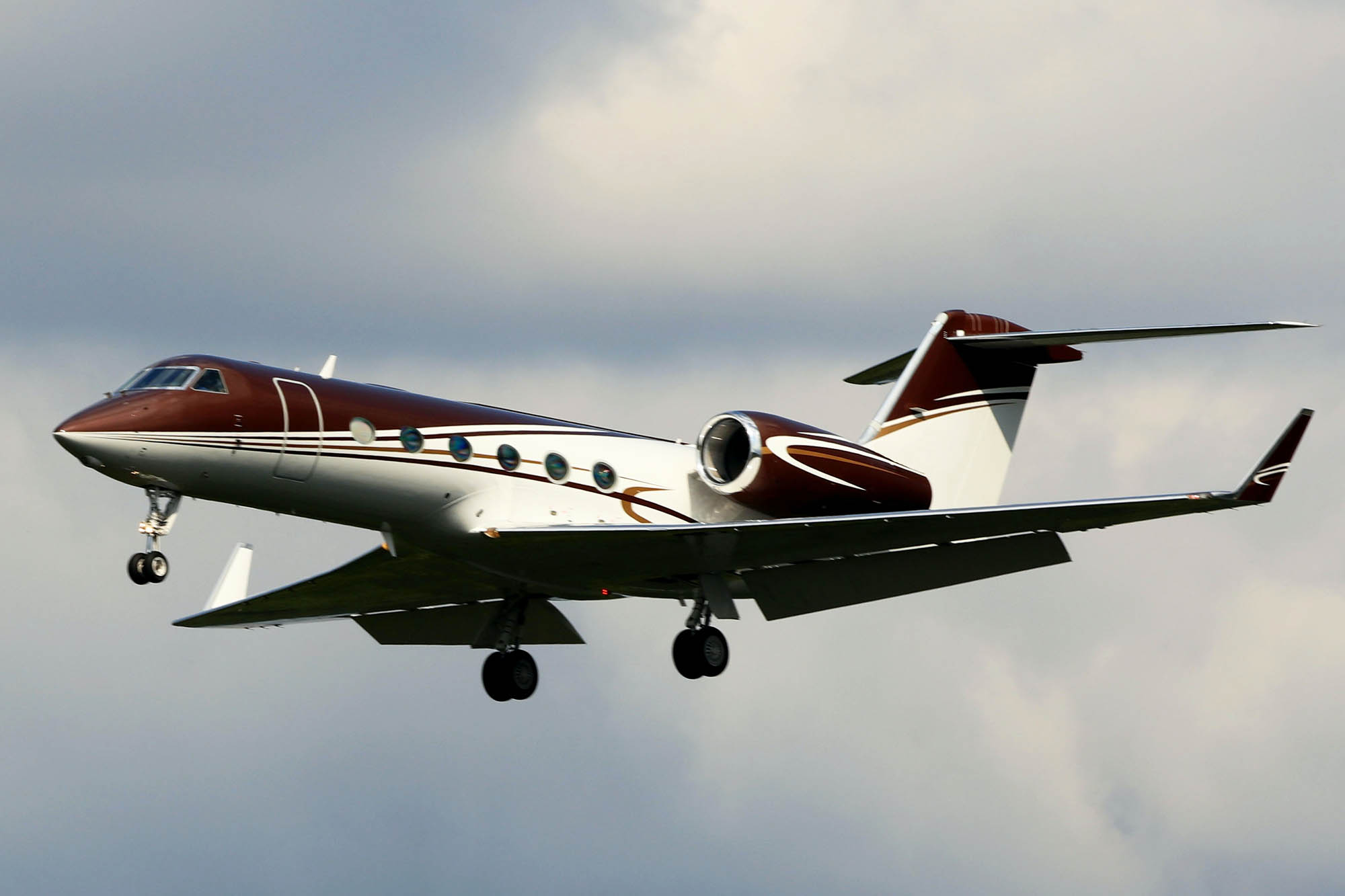 Gulfstream G450 Private Jet - The Jet Collection