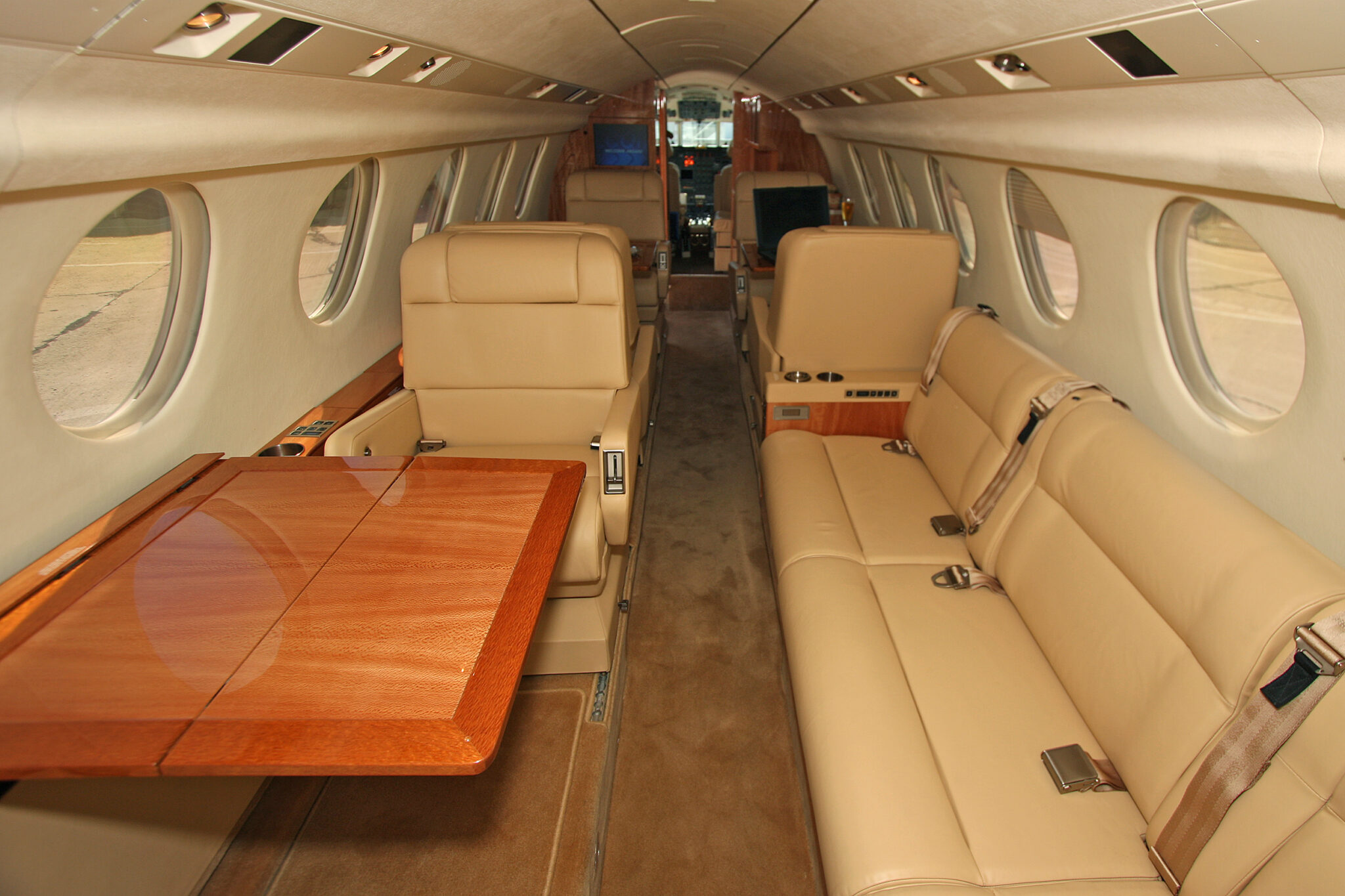 Falcon 50 Private Jet - The Jet Collection