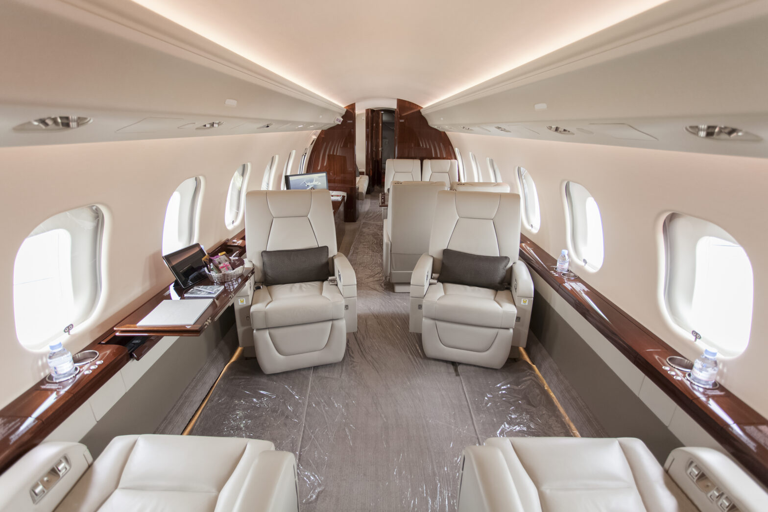 Global 6000 Private Jet - The Jet Collection